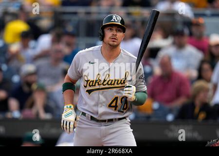 Oakland Athletics' Ryan Noda bats during a baseball game against the ...