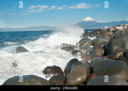 Wave tops and Mt. Fuji Stock Photo - Alamy