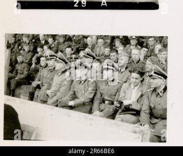 ADOLF HITLER PARIS 1940 EIFFEL TOWER OCCUPATION PROPAGANDA World War II ...