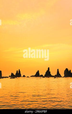 Morning sun and Hashikui rocks Stock Photo - Alamy