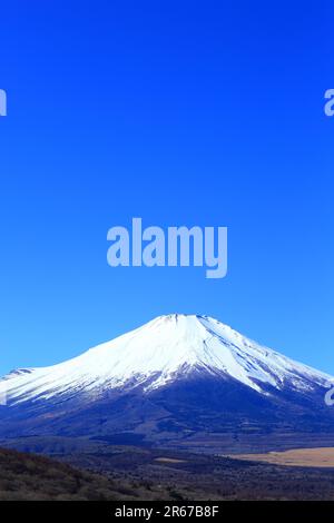 Mount Fuji seen from Mikuni pass Stock Photo - Alamy