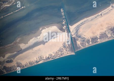 View from space of a portion of Padre Island, a long barrier island ...