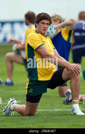 New Zealand players warm-up during the nets session at Emirates Old ...