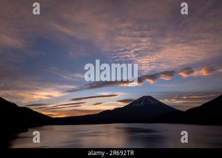 Motosuko Lake and morning glow of Mt. Fuji Stock Photo - Alamy