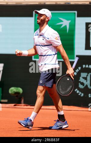 Germany. 8th June, 2022. In this photo illustration, China Merchants ...