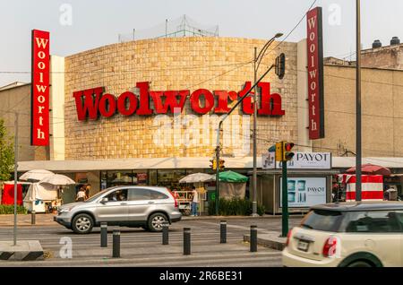 Woolworth store, Ave Insurgentes Sur, Roma Norte, Mexico City, Mexico ...