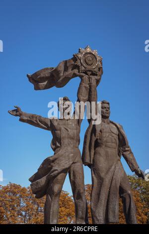 A Soviet monument to a friendship between Ukrainian and Russian nations ...