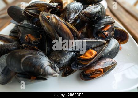 Traditional Andalusian seafood - plate of clams Stock Photo - Alamy