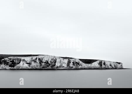 Kreidefelsen von Dover *** Dover chalk cliffs Stock Photo - Alamy