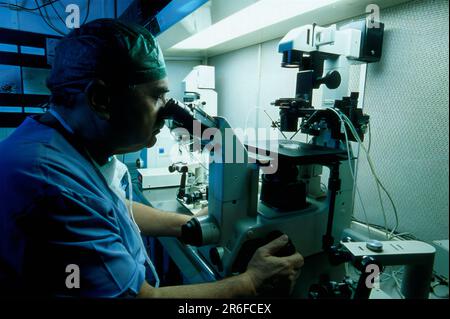 Italy Lazio Rome Prof. Antinori makes the insemination by using the ...