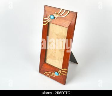 Antique 1900s Art Nouveau easel wooden photograph frame Stock Photo - Alamy