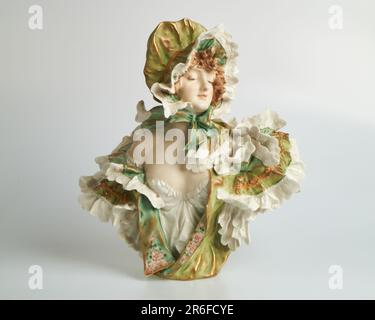 Antique 1900s Art Nouveau Riessner, Stellmacher & Kessel Amphora ...