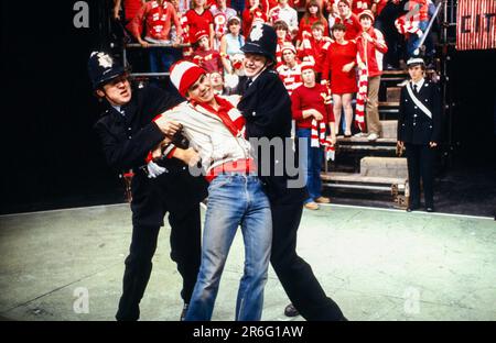 ZIGGER ZAGGER by Peter Terson at the Shaw Theatre, London NW1 09/1981 a ...