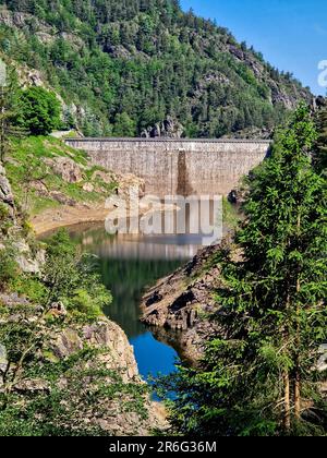 Val d'Enfer dam, Loire, France Stock Photo - Alamy