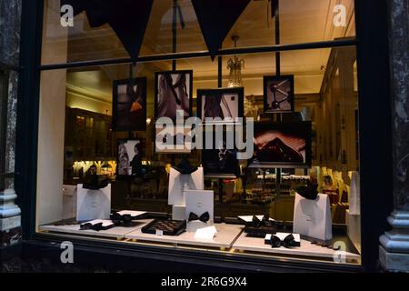 Shop window of the candy shop and chocolatier "Neuhaus" of Bruxelles ...