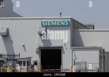Cincinnati - June 8, 2023: Siemens Smart Infrastructure Division ...