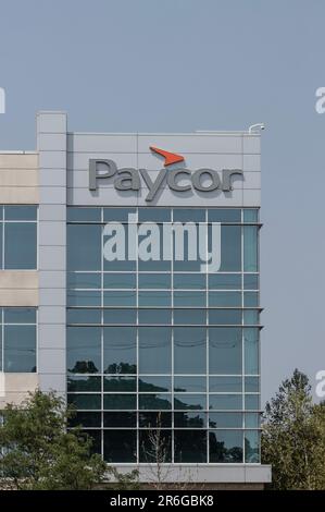 Cincinnati - June 8, 2023: Paycor worldwide headquarters. Paycor HCM ...