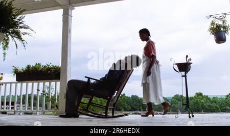 THE COLOR PURPLE, Danny Glover, Whoopi Goldberg, 1985 Stock Photo - Alamy