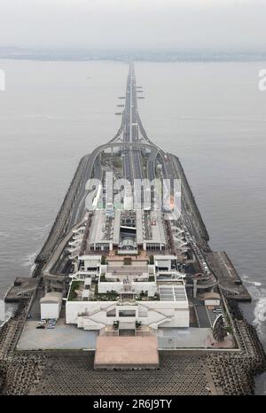 Tokyo Bay Aqua-Line is a tunnel underwater, 4.4km long connecting Chiba ...