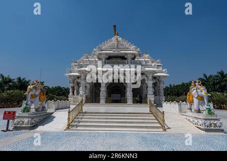 Marble built Dharamshala Manilaxmi Tirth Jain temple, Gujarat, India ...