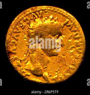Roman gold aureus coin of Roman Emperor Gallienus Stock Photo - Alamy