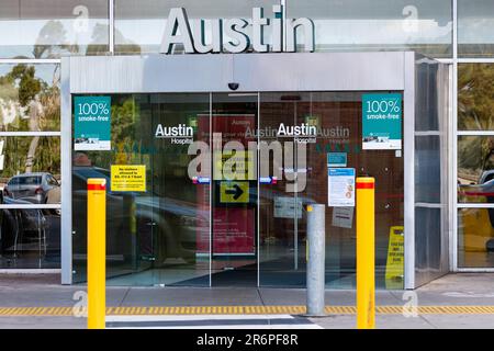 The main entrance to the Austin Hospital during COVID 19 on 16 April ...