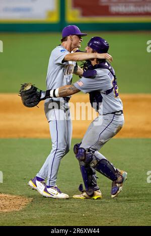 LSU infielder Gavin Guidry (1) celebrates with catcher Hayden Travinski ...