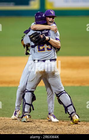 LSU infielder Gavin Guidry (1) celebrates with catcher Hayden Travinski ...