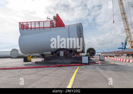 View of the float at the Provence Grand-Large floating offshore wind ...