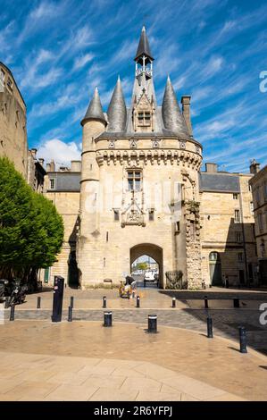 The gate Porte Cailhau is beautiful gothic architecture from the 15th ...