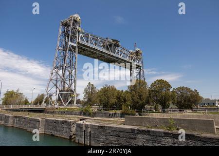 Clarence Street Bridge, Port Colborne Stock Photo - Alamy