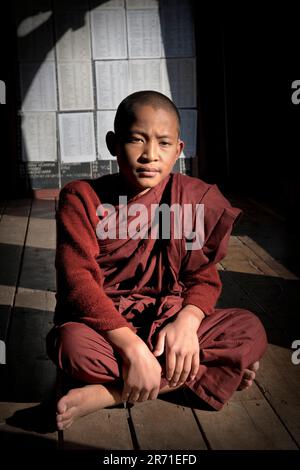 Myanmar, Heho Monastery, daily life Stock Photo - Alamy