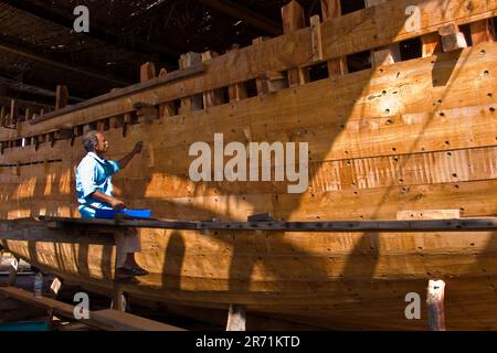 Dhow factory. Sur. Sultanate of Oman Stock Photo - Alamy