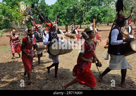 Bison horn tribe. muri. jharkhand. india Stock Photo - Alamy