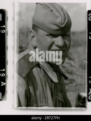 SS Photographer Büschel from the Leibstandarte Adolf Hitler in Russia ...