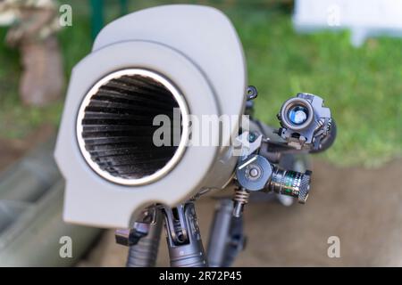 Shoulder-launched hand-held anti-tank missile launcher Stock Photo - Alamy