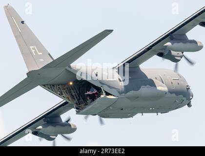 The amazing Hercules flying over the ocean Stock Photo - Alamy