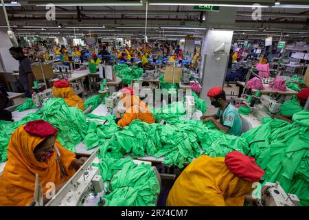 Ready-made garments (RMG) workers working in a LEED Certified Green ...