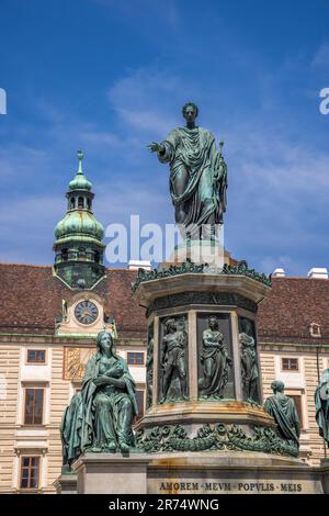 Wien, Hofburg, innerer Burghof - Vienna, Hofburg Stock Photo - Alamy