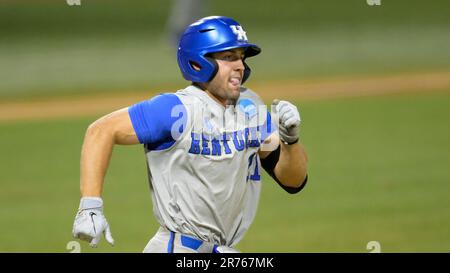 Kentucky infielder Ryan Waldschmidt (21) during an NCAA college ...