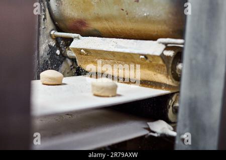 Automatic roti making machine at Gurudwara Bangla Sahib temple ...