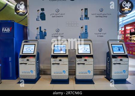 Emirates self check in machine at Dubai International Airport, Dubai ...