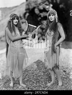 Hollywood, California: c. 1920 Silent film actors Dorothy Devore and ...