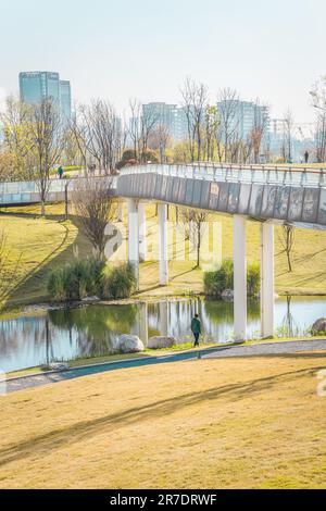 Sunny day near the Lang Bridge in Chengdu Stock Photo - Alamy
