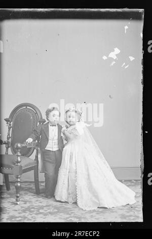 Charles and Lavinia Stratton c. 1860-70 Stock Photo - Alamy
