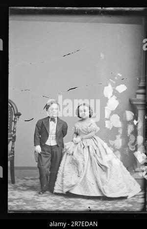 Charles and Lavinia Stratton c. 1860-70 Stock Photo - Alamy