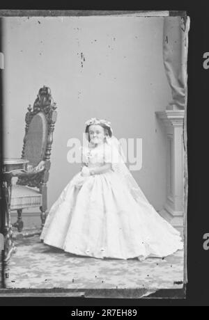 Mercy Lavinia Warren Stratton 1863 Stock Photo - Alamy