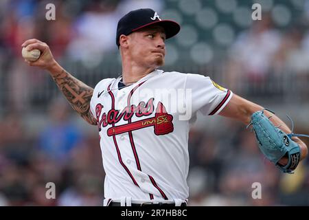 Atlanta Braves starting pitcher AJ Smith-Shawver delivers during the ...