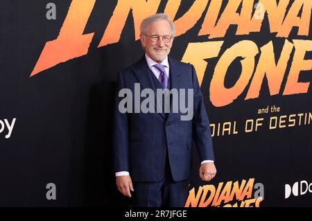 Steven Spielberg bei der Premiere des Kinofilms 'Indiana Jones and the ...