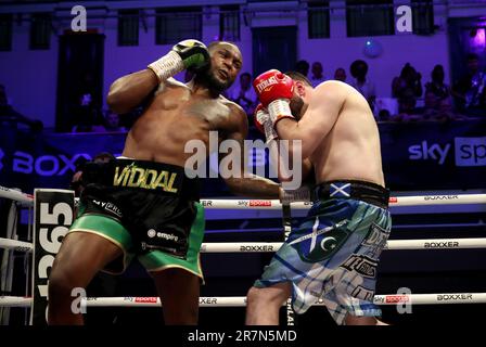 Viddal Riley (left) and Anees Taj in action during their Cruiserwight ...